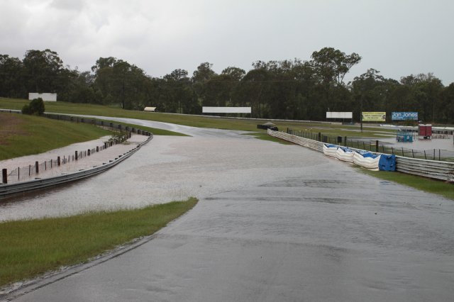 Bolly Blog: No practice at Lakeside or Queensland Raceway this weekend....