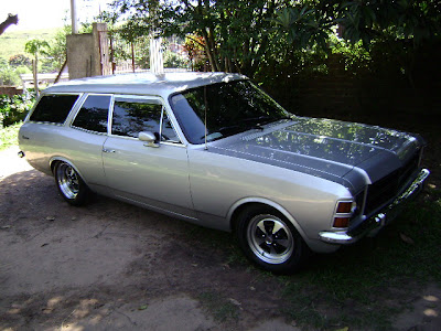 Mundo Automotivo: Caravan SS sendo restaurada em Novo Hamburgo - RS