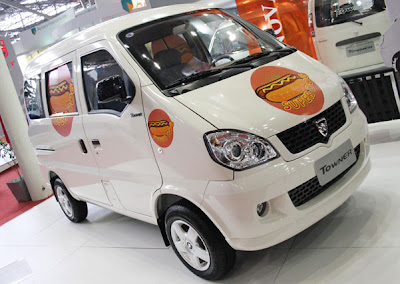 Mundo Automotivo: Towner volta ao Brasil