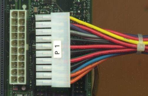 PUERTO DE ENERGIA ATX: puerto de energía ATX