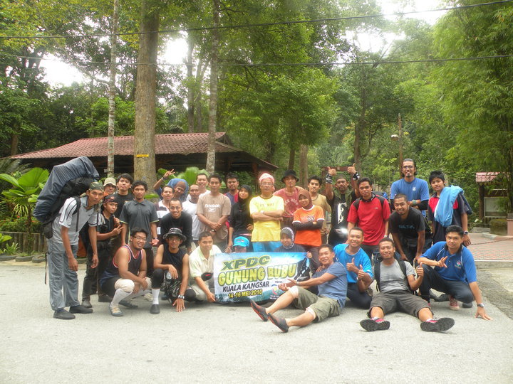 SEASON EXPLORER: Mount Bubu the 'blood sucker leech' 1657 m 14-16 Mei 2010