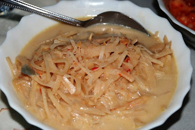 Story of a Trailing Spouse: Fulfilling our ketaisan liur...