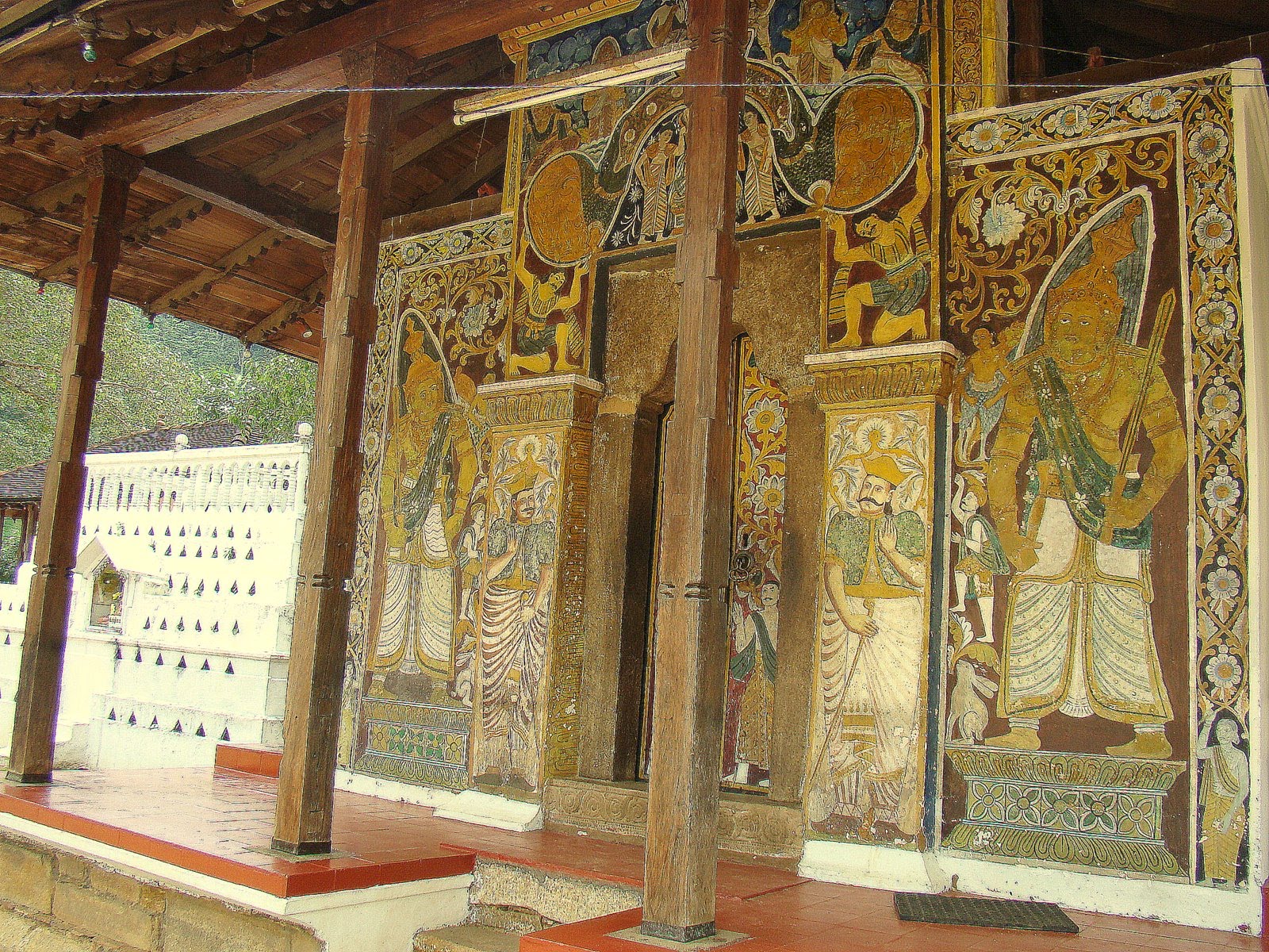 Discover-SriLanka: SRI LANKA - ATTRACTIONS [ CITY OF KANDY ]