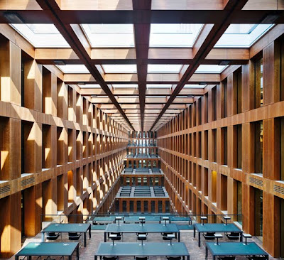 Berlin Culture Crawl: Check It Out: Berlin gets a new Library