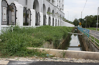 LAMAN RASMI ADUN MAHARANI: KOMPLEKS MAHKAMAH MUAR - MERCU TANDA BARU ...