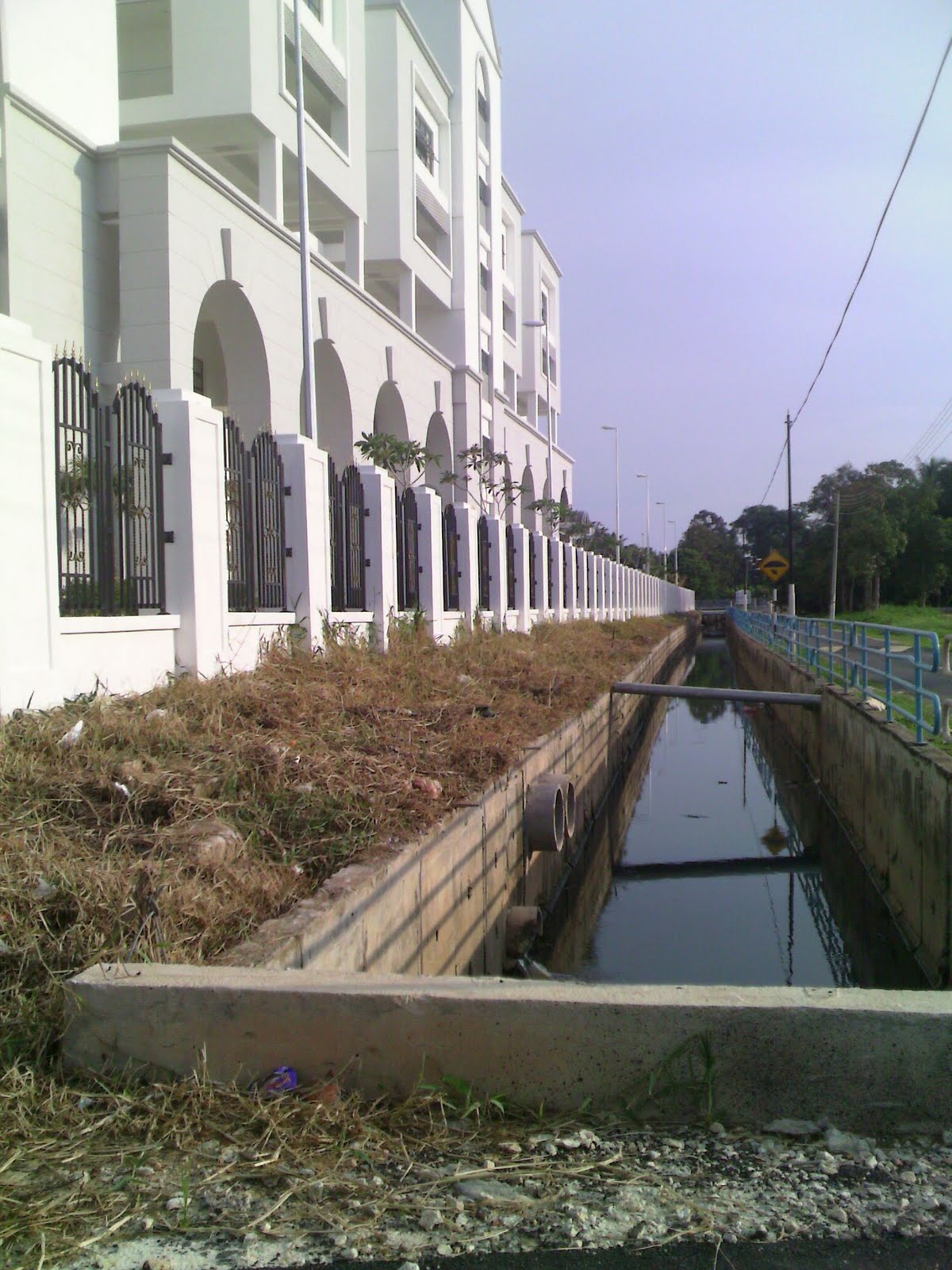 LAMAN RASMI ADUN MAHARANI: KOMPLEKS MAHKAMAH MUAR - MERCU TANDA BARU ...