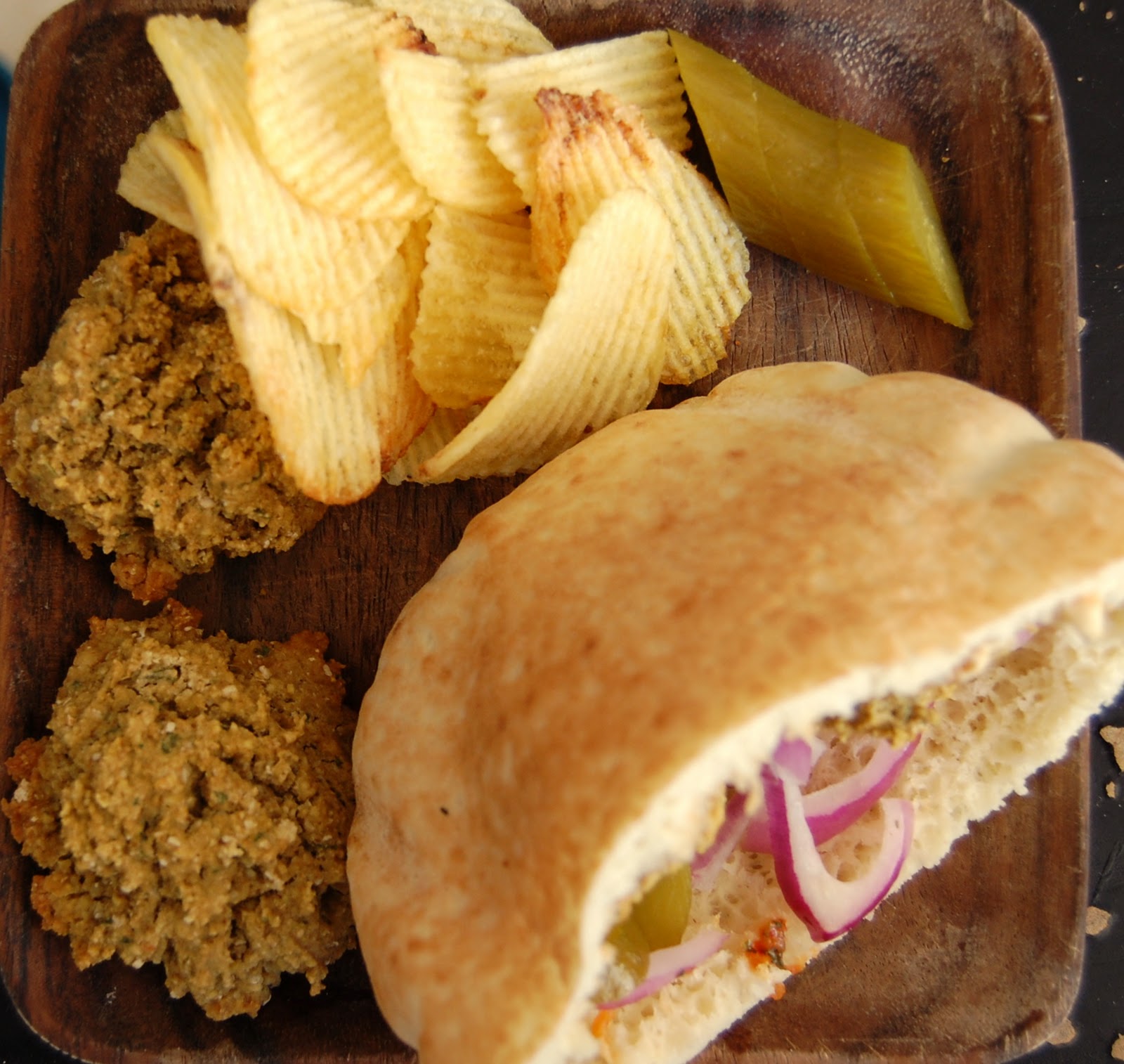 Sara In Akko: DIY Falafel, An At Home Guide to Middle Eastern Street Food