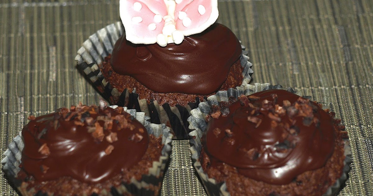 A Consuming Passion: TWD: Chocolate-chocolate cupcake