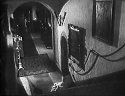 The Obscure Hollow: Terror in the Crypt a.k.a. Crypt of the Vampire (1964)