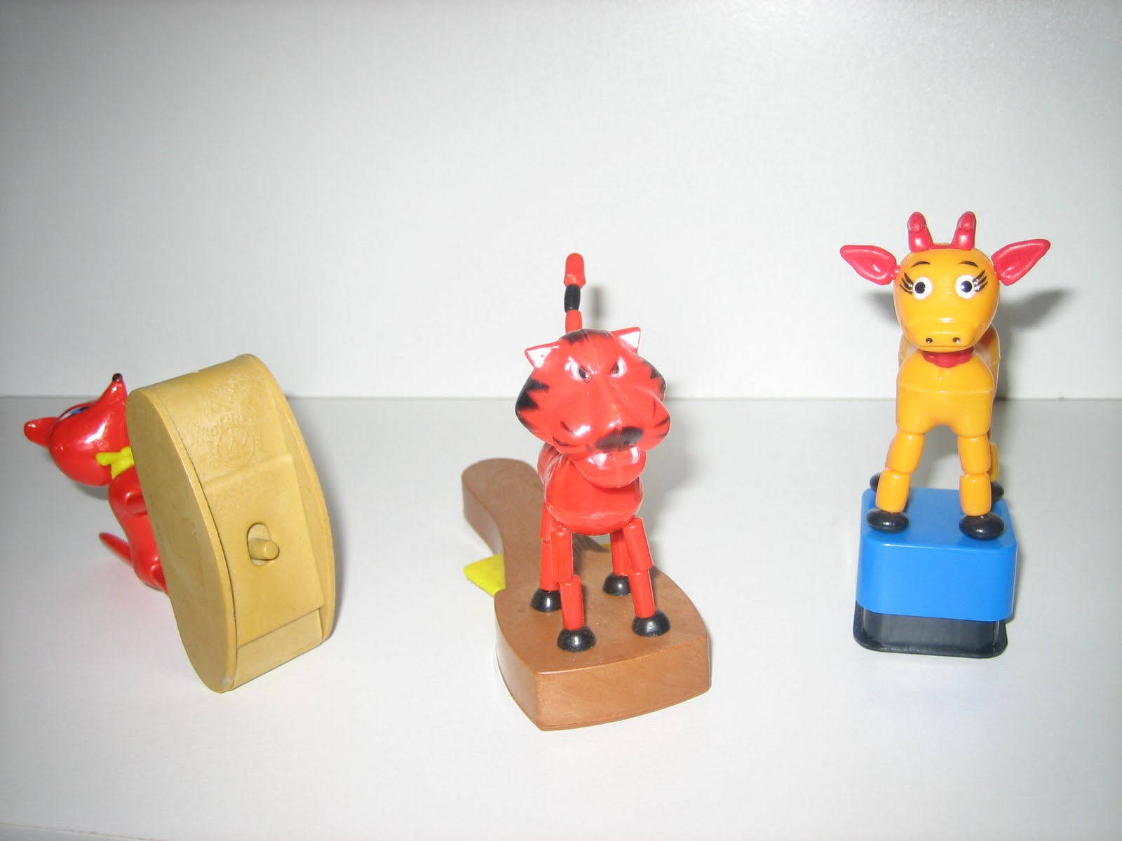 Pomsie's Push Puppets