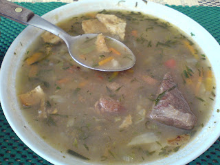 Llajua con chairo paceño, plato típico de Bolivia