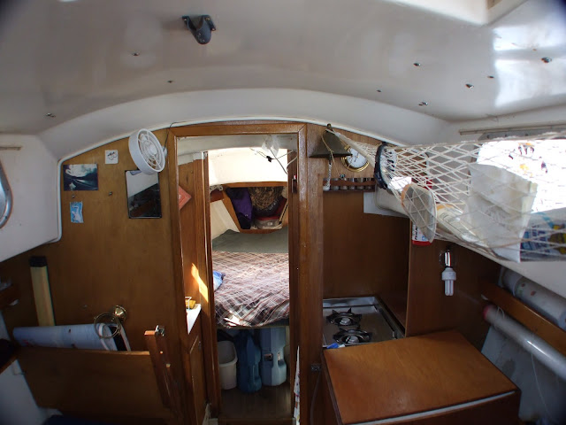 Bristol 27: Interior