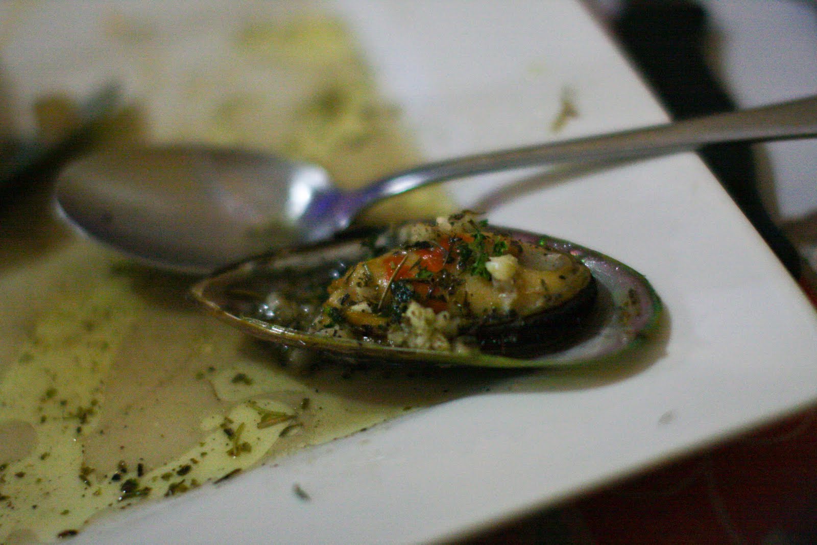 Mga kung anu-ano ni Turmukoy at Talampunay: Bistro Coron