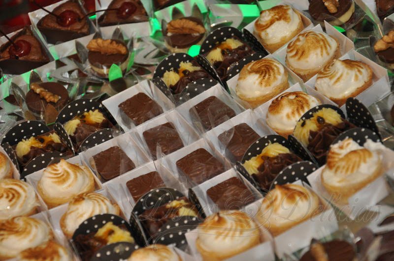 Docinhos diversos... | Doces Delícias®