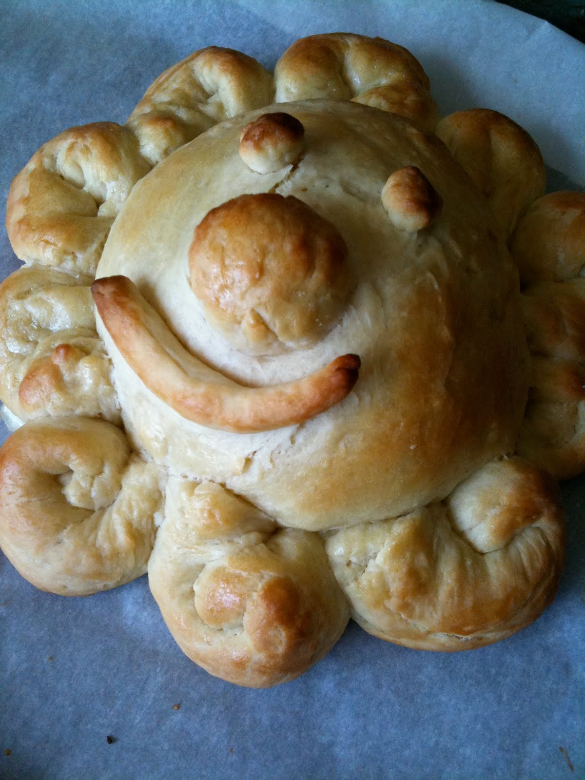 happy birdycake: Sun Bread by Elisa Kleven