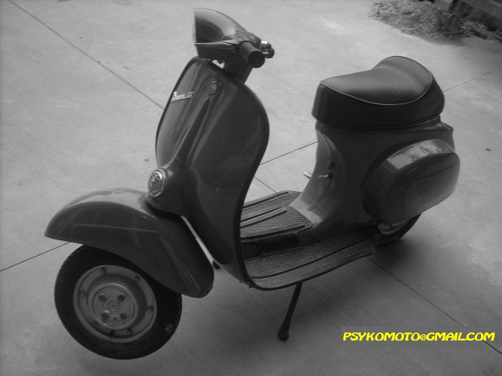 Two Wheels: VESPA 50 L 1968