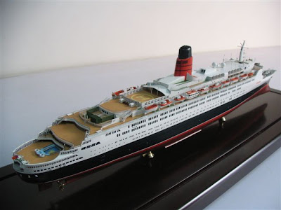QE2: THE LAST CROSSING: TWO SUPERB QE2 REPLICAS