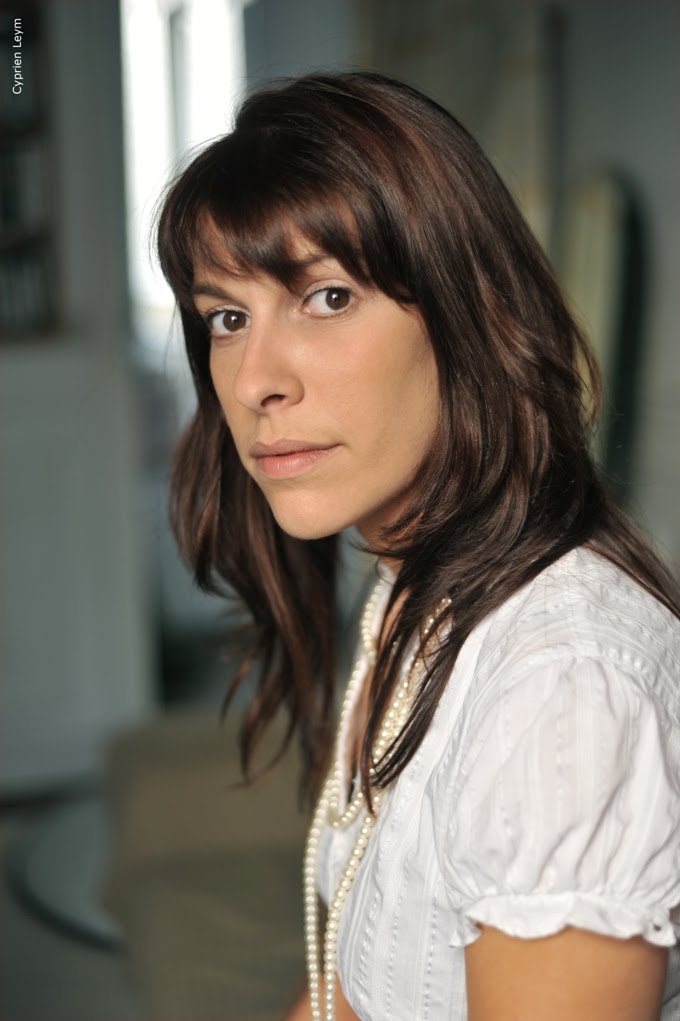 COMEDIENNE / ACTOR Cécile Evrard | The Best Fashion Collection