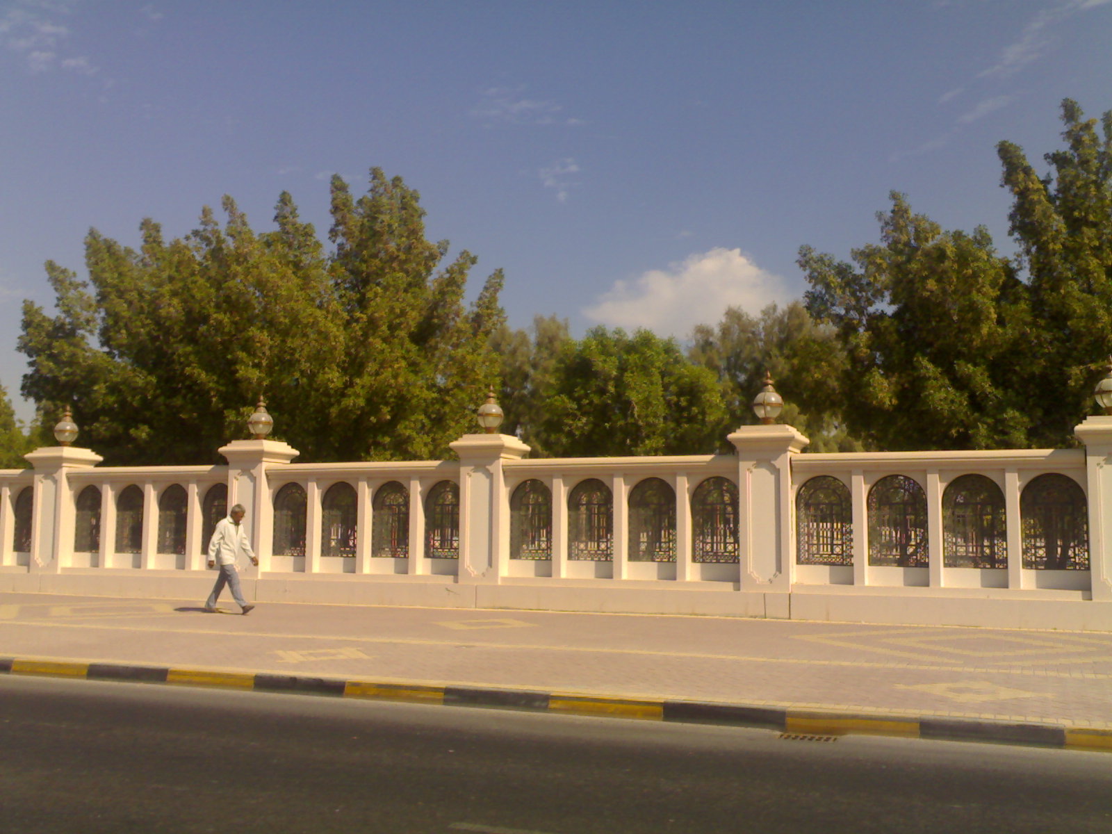 Sanabis (Bahrain) Daily Photo: Quiet Road In Front King's Palace at ...