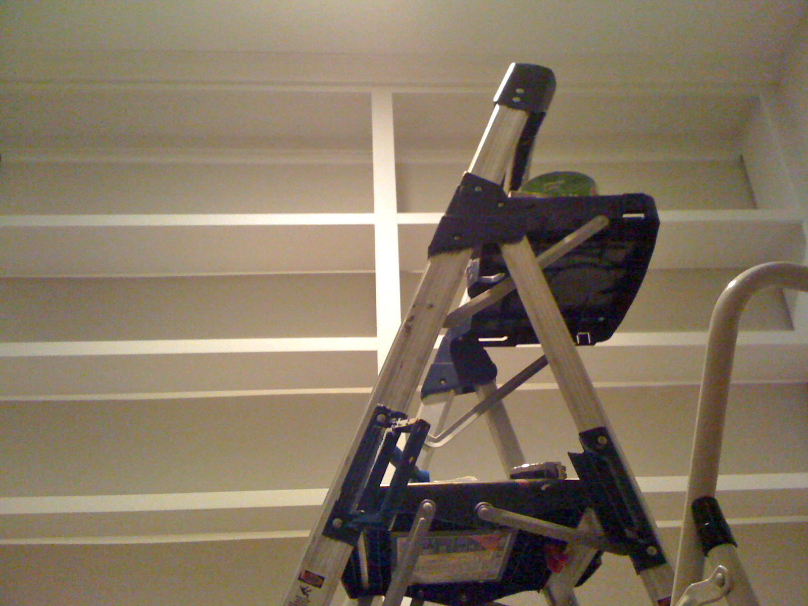 Deux Maison: Inspired to build! DIY Built-in Bookcase!