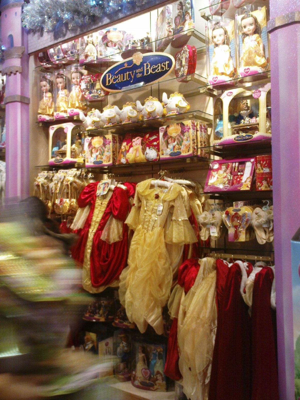 Bea's Head Over Heels: Disney Store London