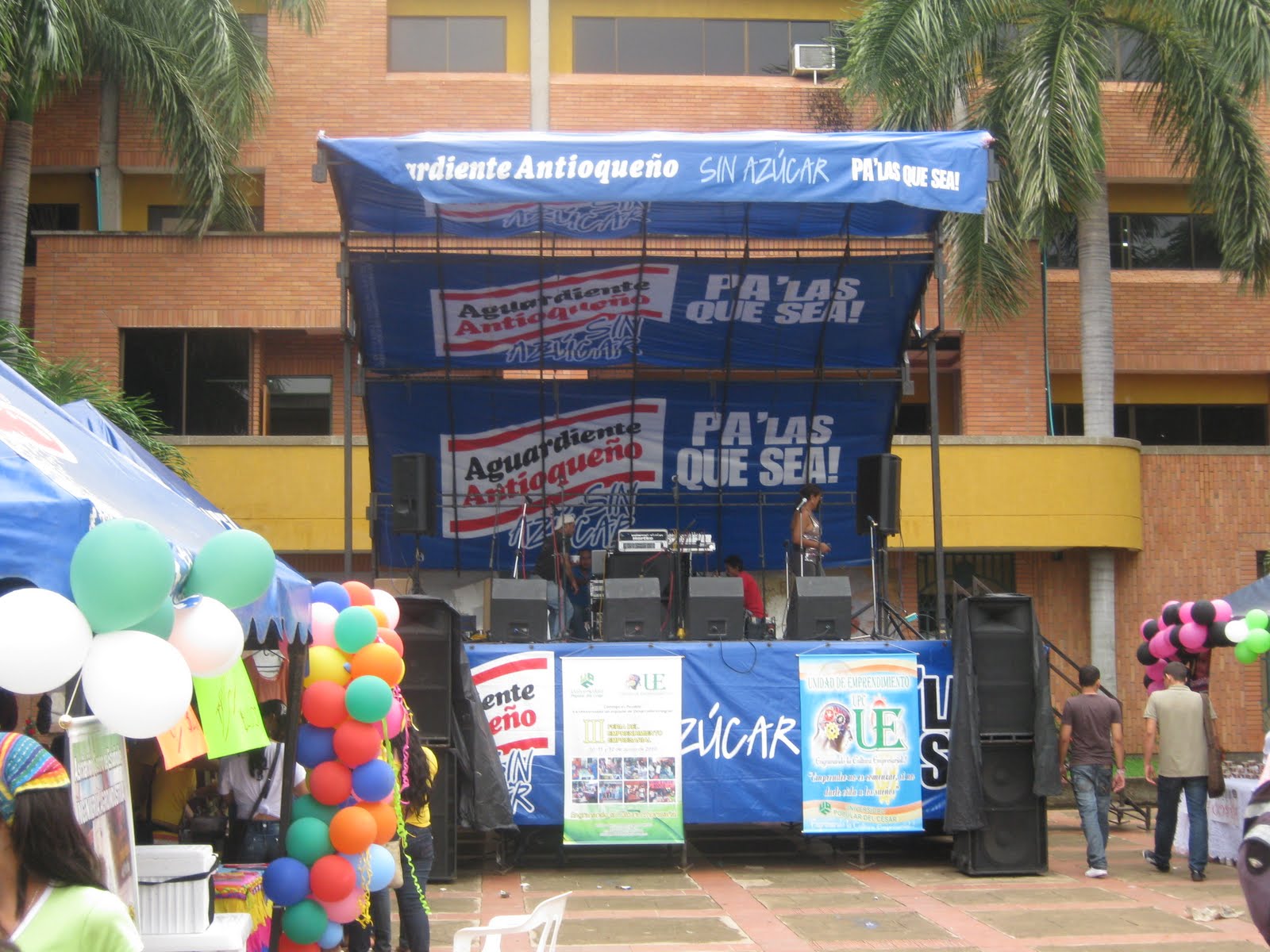 UNIVERSIDAD POPULAR DEL CESAR: Actividades