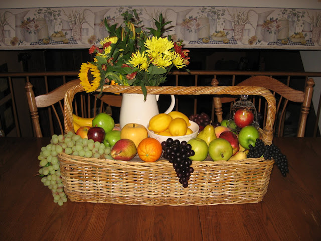 Tablescaping Escapades: Bountiful Fruits, Part 2