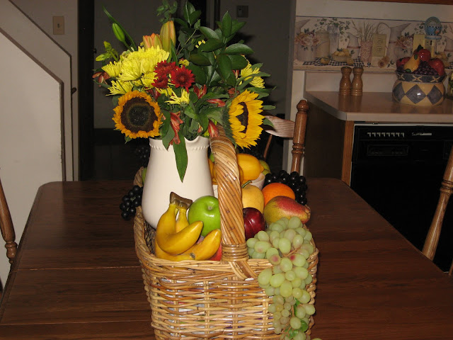 Tablescaping Escapades: Bountiful Fruits, Part 2