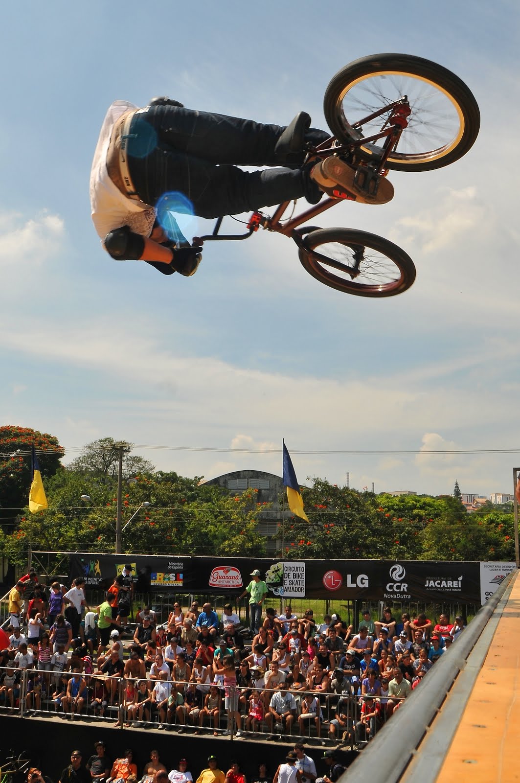JORNAL DO AUTÓDROMO: BMX vertical define finalistas do Jump Festival ...