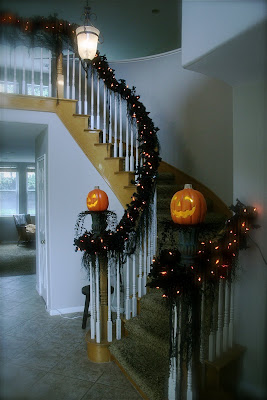 little ant design: spooky stairs