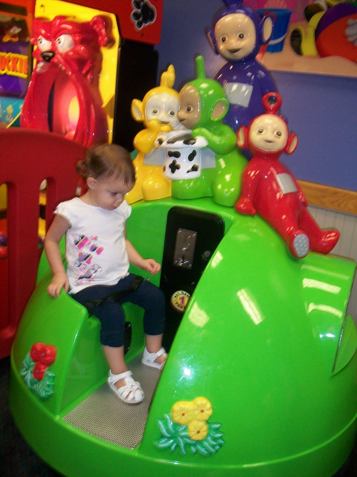 Teletubbies Ride Chuck E Cheese Car Pictures