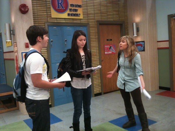 Set de iDo + Sinopse ~ iCarly Online // MirandaCBrazil