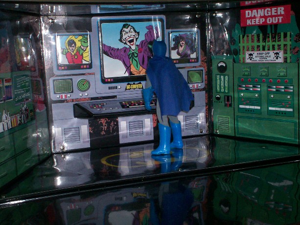 Batcave Toy Room - Better Living Through Toy Collecting: Cool Batcave ...