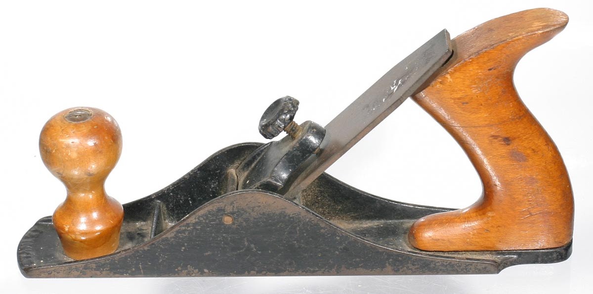 tools-equipment: CARPENTRY TOOLS & EQUIPMENT