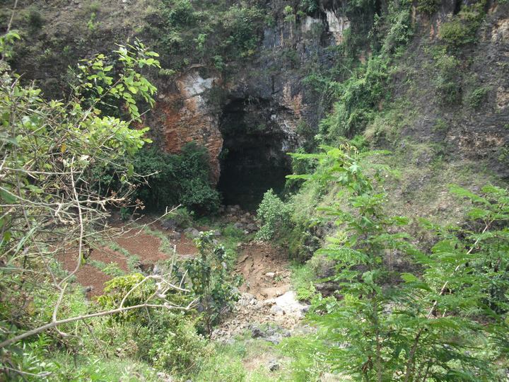 wisata alam murah: Goa Ngingrong - Gunungkidul