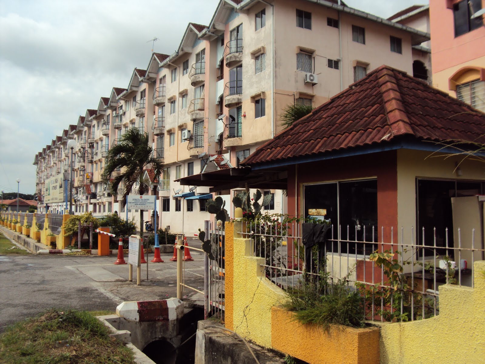 .: Rumah Pangsa Kesidang Indah Ground Floor RM 50K