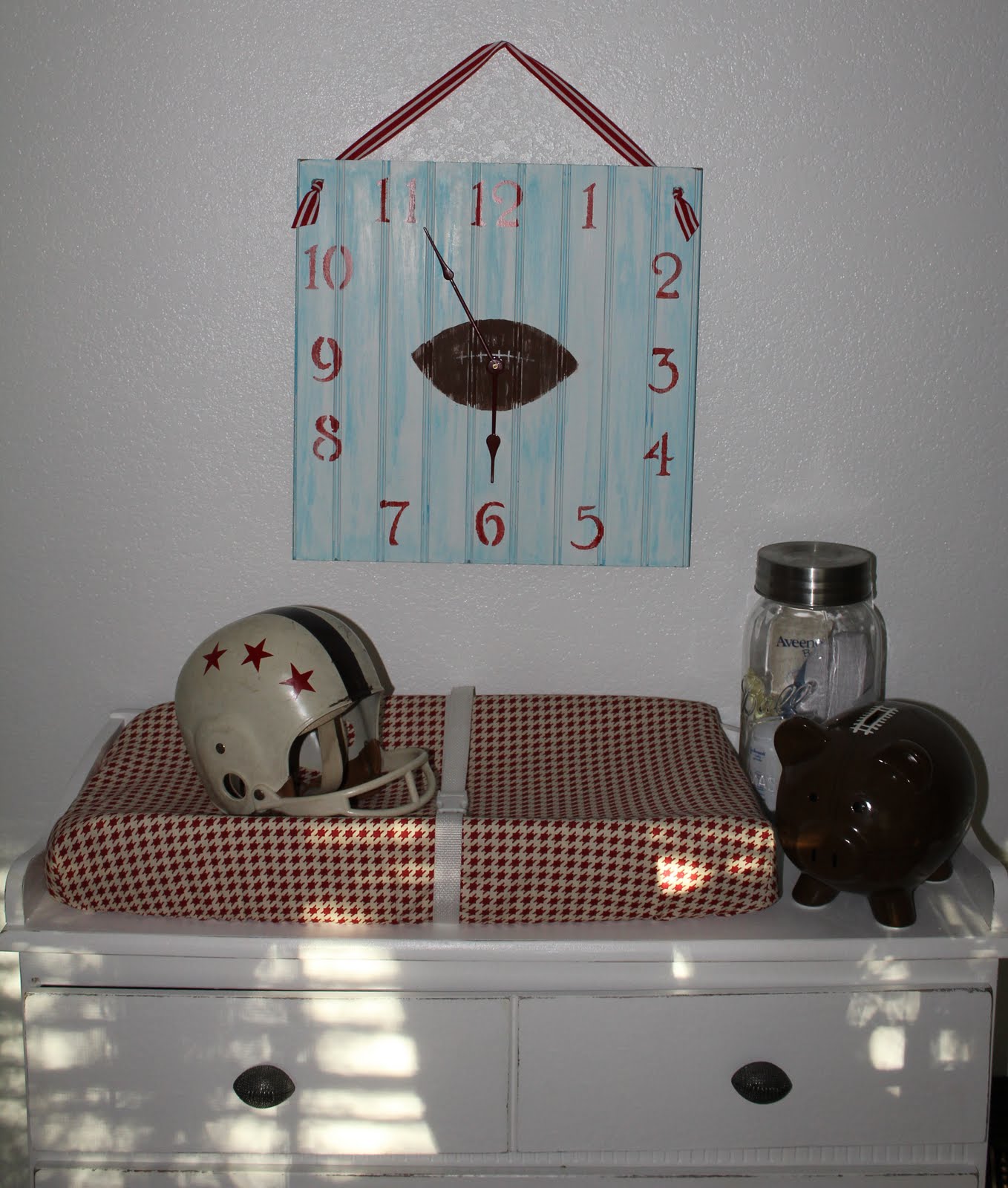 {cLoCkS bY sTaCi}: Football Clock for Lolly Jane