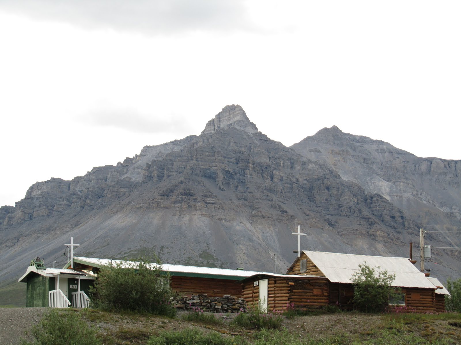 My Feet Dream of Wandering: A visit to the last remaining Nunamiut ...