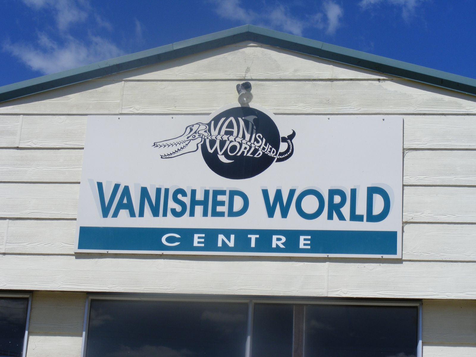 THE KIWI KRONICLES: Day 125 Waitaki Valley, Vanished World Fossil Trail ...