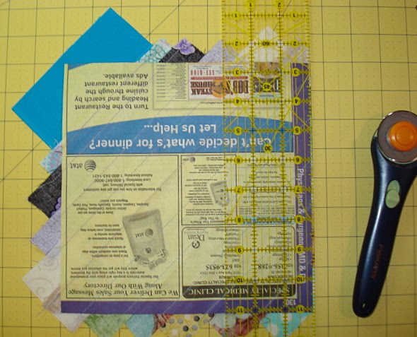 The Way I Sew It: Tutorial Part 3 - Making the String Pieced Squares