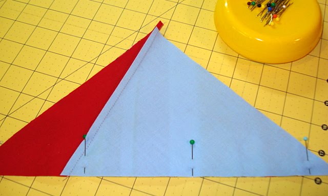 The Way I Sew It: Tutorial Part 3 - Making the String Pieced Squares