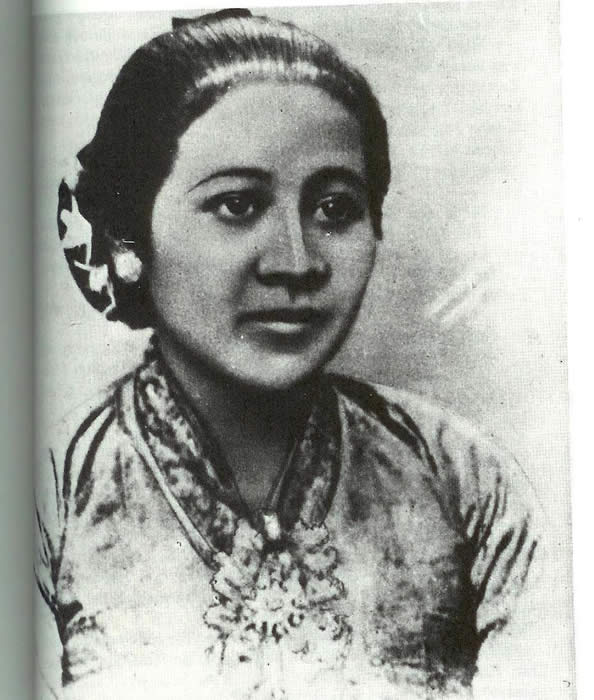 Mengenang Kisah Hidup Dan Perjuangan Raden Adjeng Kartini