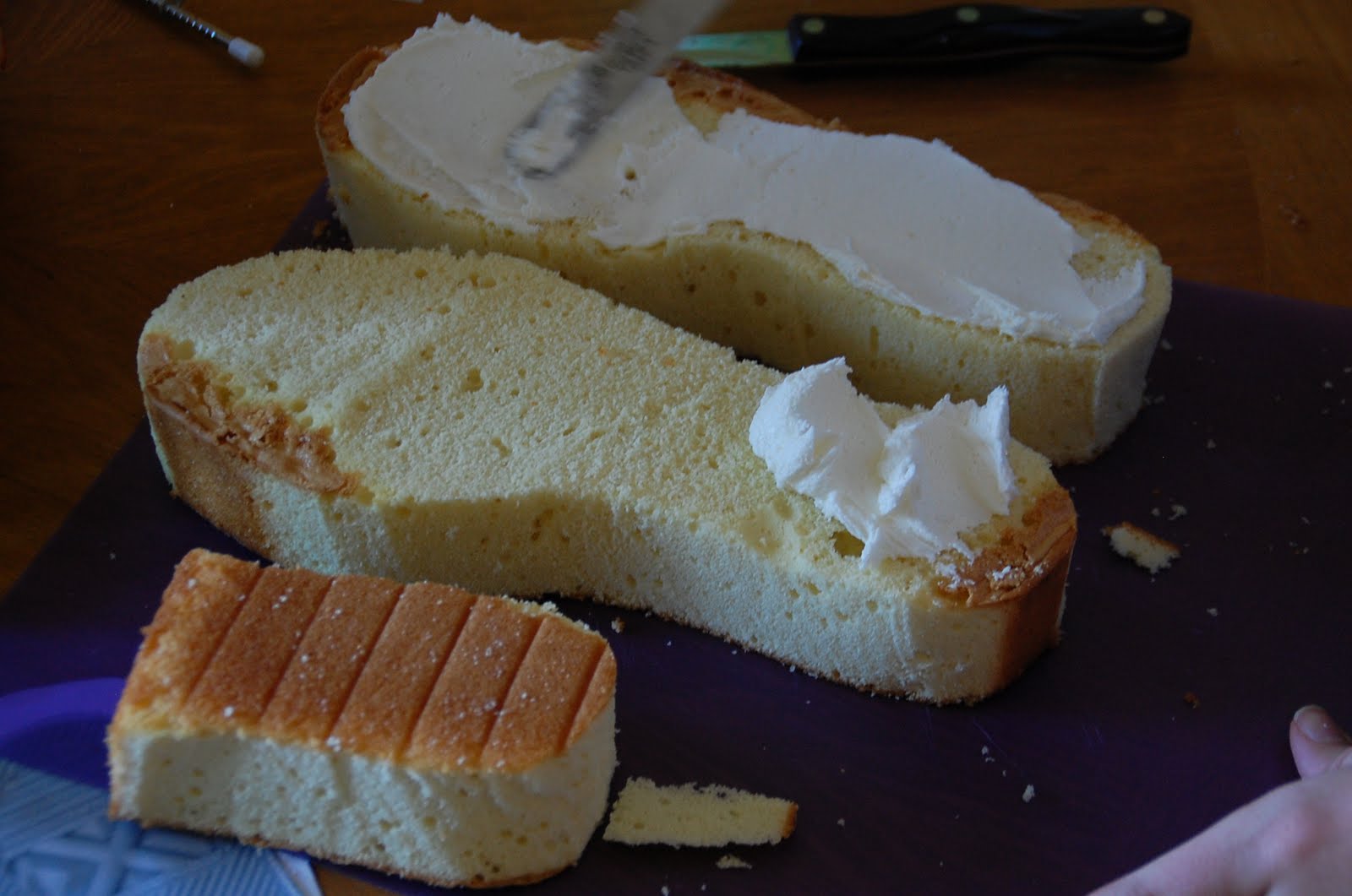 Specialty Cakes by Lindsey: Shoe = Cake