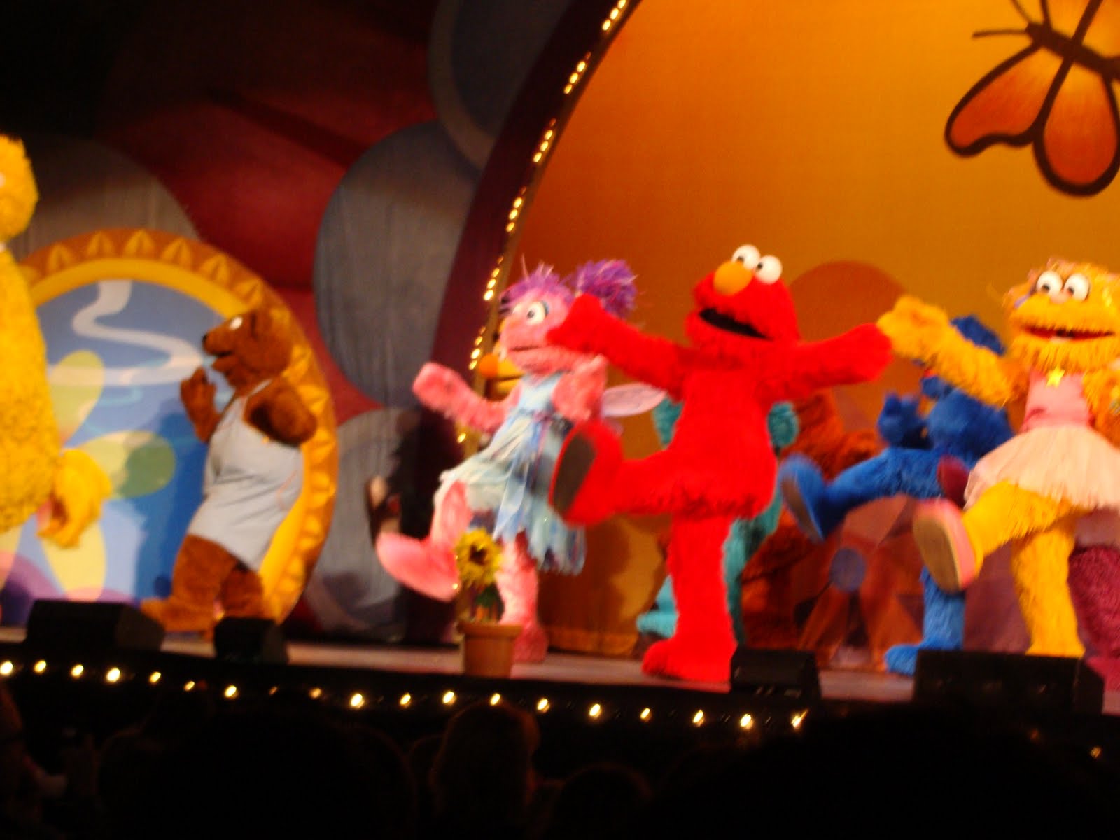 The Baker Boys: Brody and Bryson Baker: Elmo Live