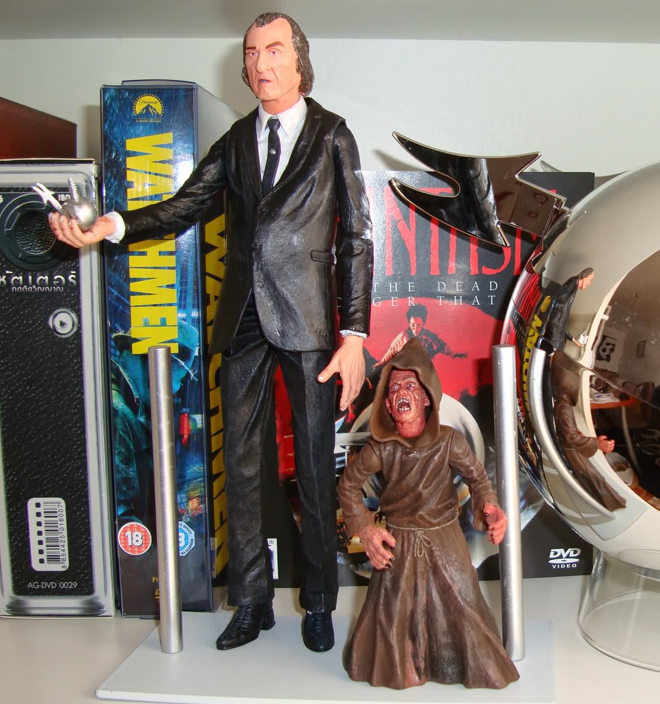 The Night HE Came Home!: TALL MAN Phantasm - Cult Classics Series 2 (Neca)