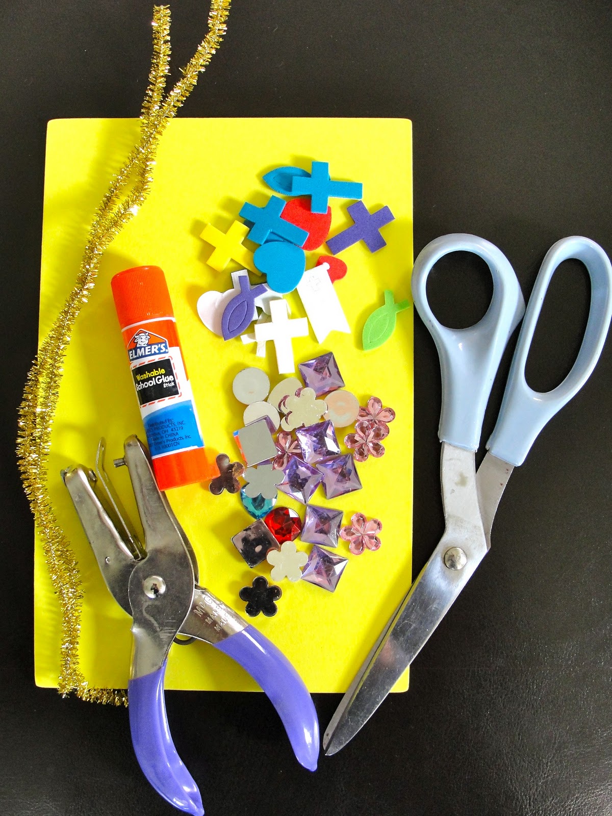 Epiphany Crown Craft ~ Catholic Missionary Family