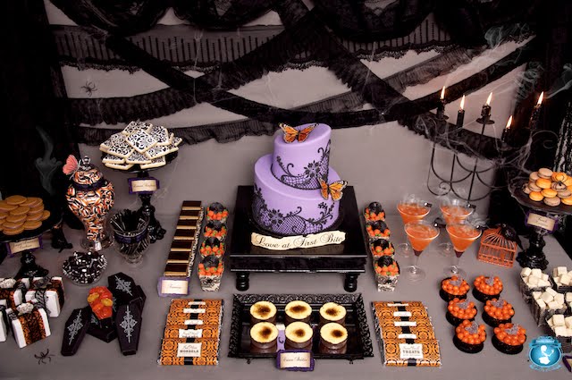 Amanda's Parties To Go: Gorgeous Halloween Dessert Table