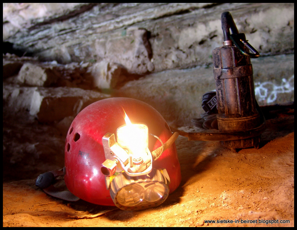 .: Caving in Roueiss