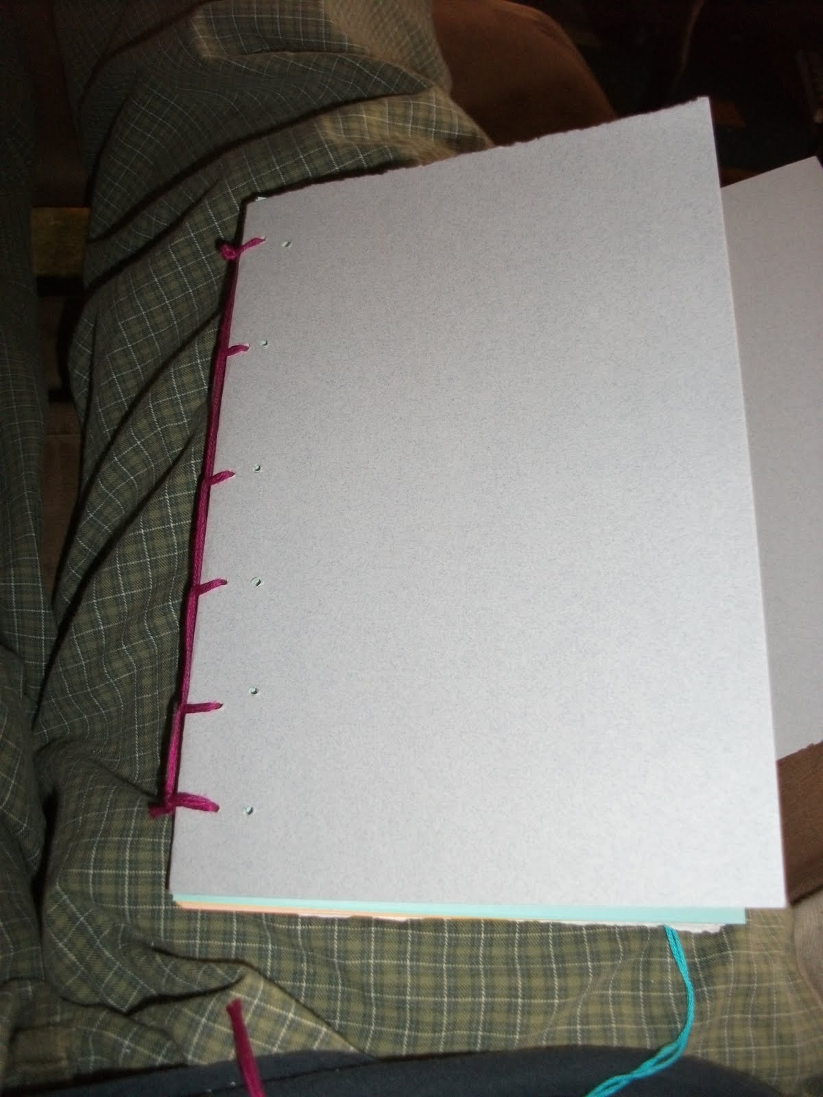 KaoticKrafter: My First Attempt At A Tutorial - Stitched Books