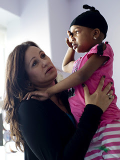 Leah Janell: In My Shoe's...: SHE NEEDS OUR HELP...